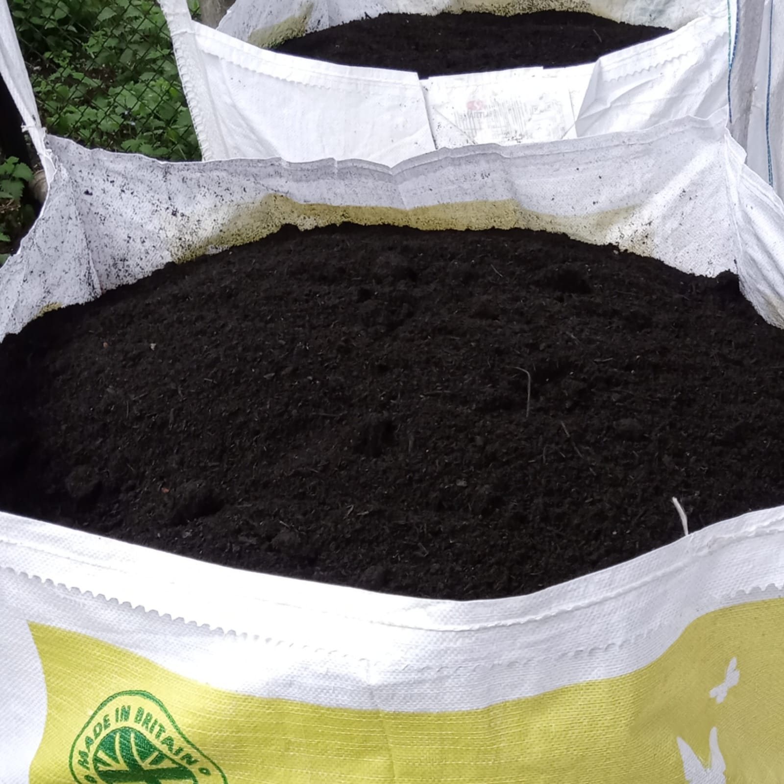 Pro-Grow Peat-Free Vegetable Compost Bulk Bag Delivered