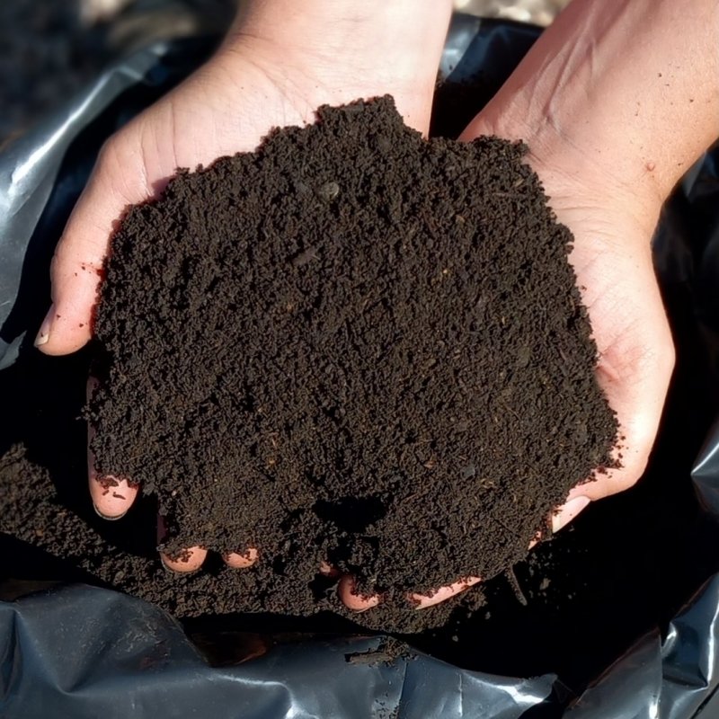 Topsoil | 730L Bulk Bag | Pro-Grow | Buy Topsoil in Bulk